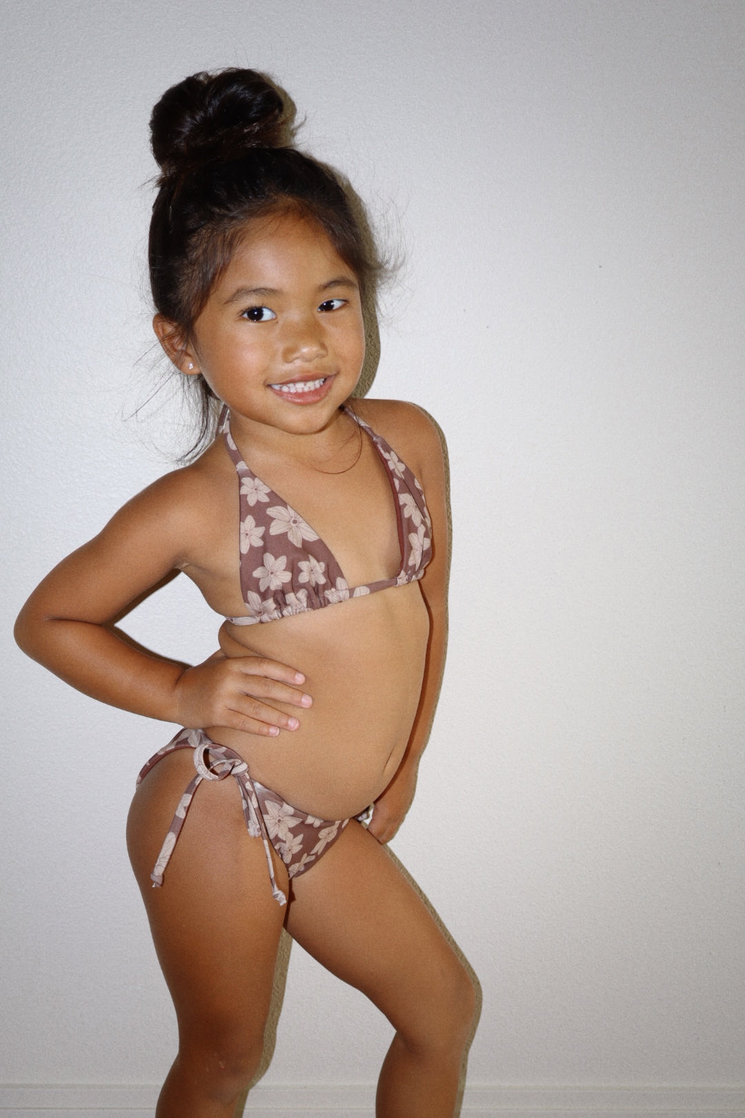 Teeny Bikini in Nānū (gardenia) – Nyla + Co.